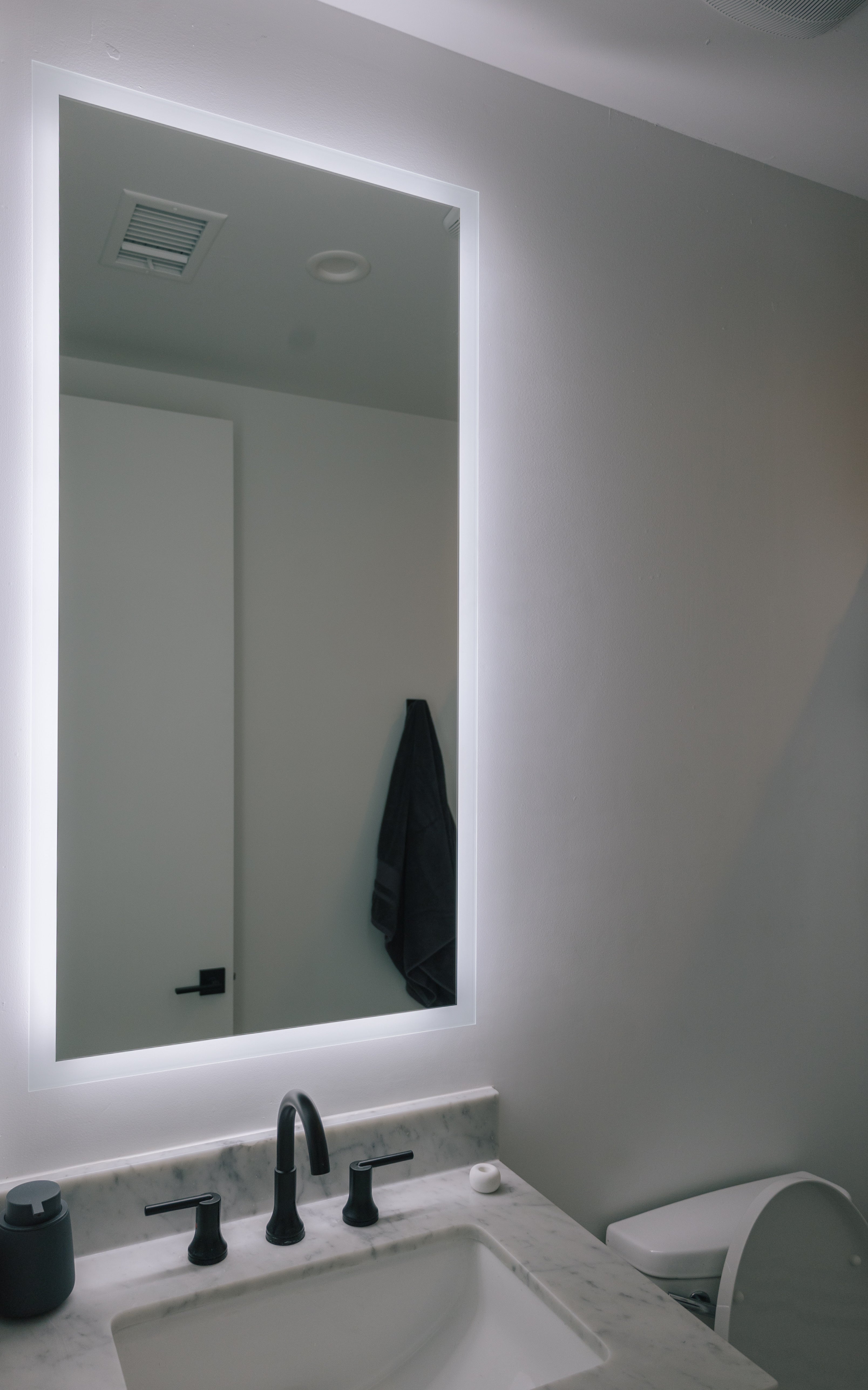 Linea Lighted Bathroom Vanity Mirror | Modern Mirrors